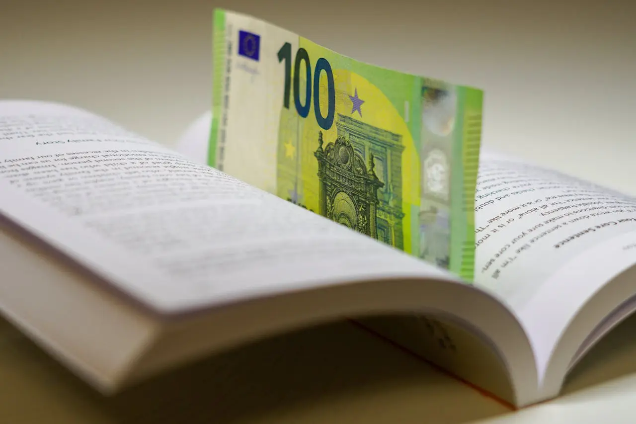 5 Must-Read Essential Books on Debt Management and Mental Health